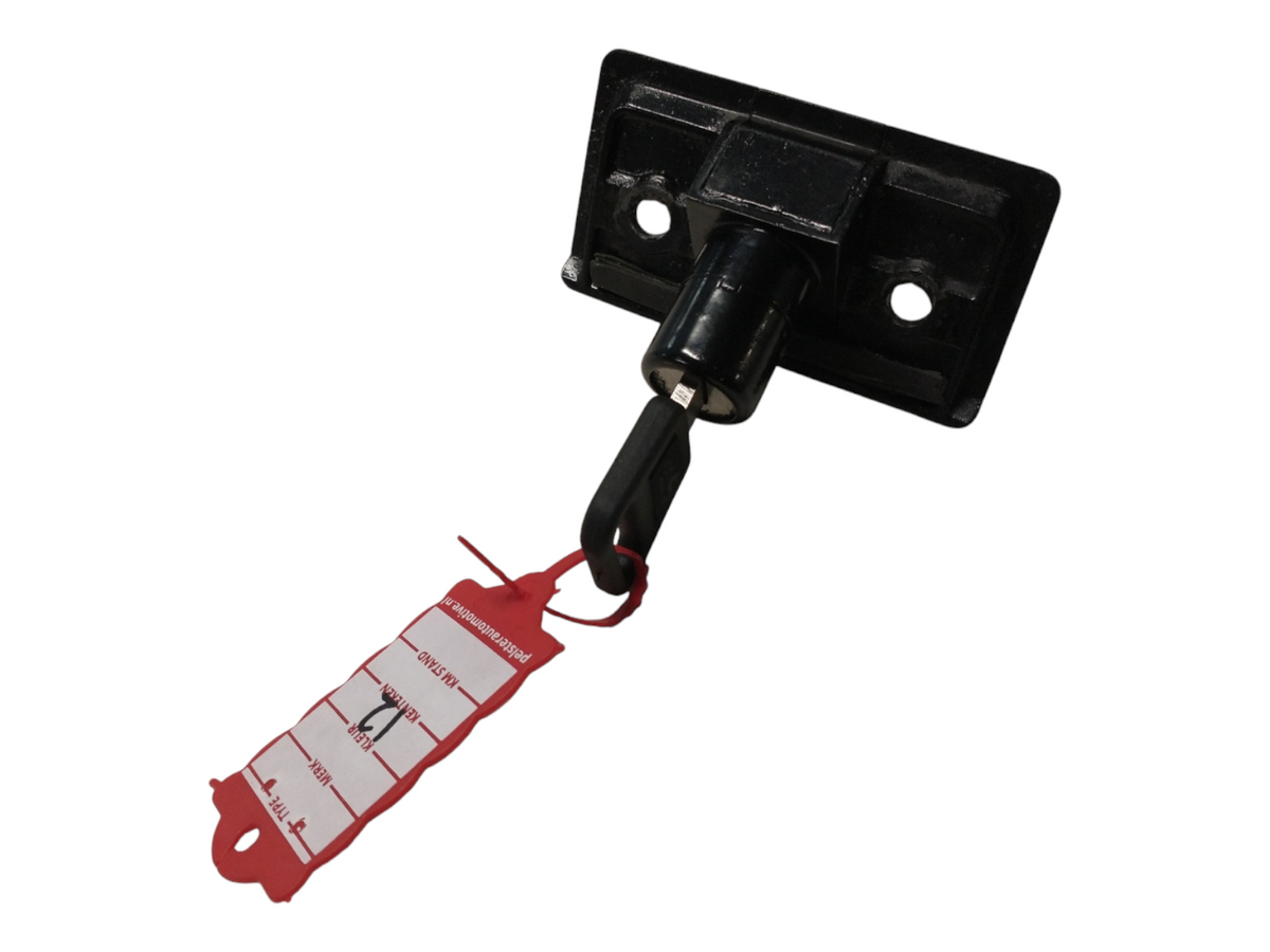 Porsche 928 Upper Tailgate Lock with key - 928-944parts