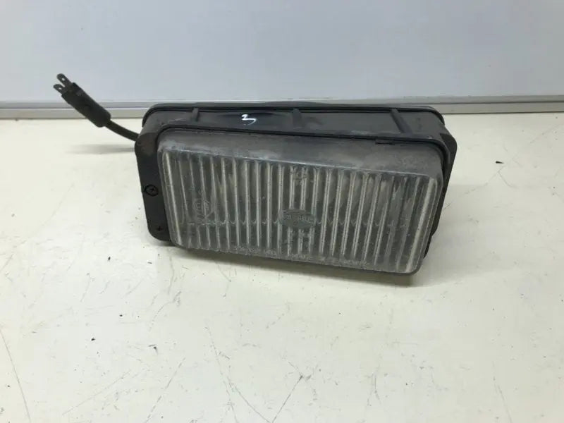 Porsche 944 fog light - right - 928-944parts